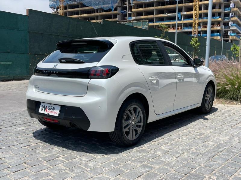 2022 Peugeot 208 BLUE HDI 1.5 - Wagen automotriz