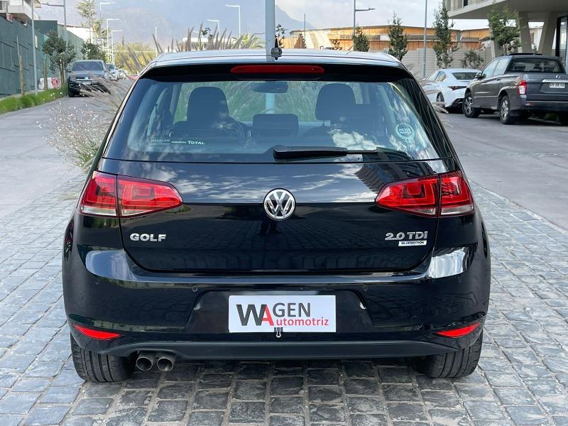 2018 Volkswagen Golf HIGHLINE 2.0 TDI - Wagen automotriz