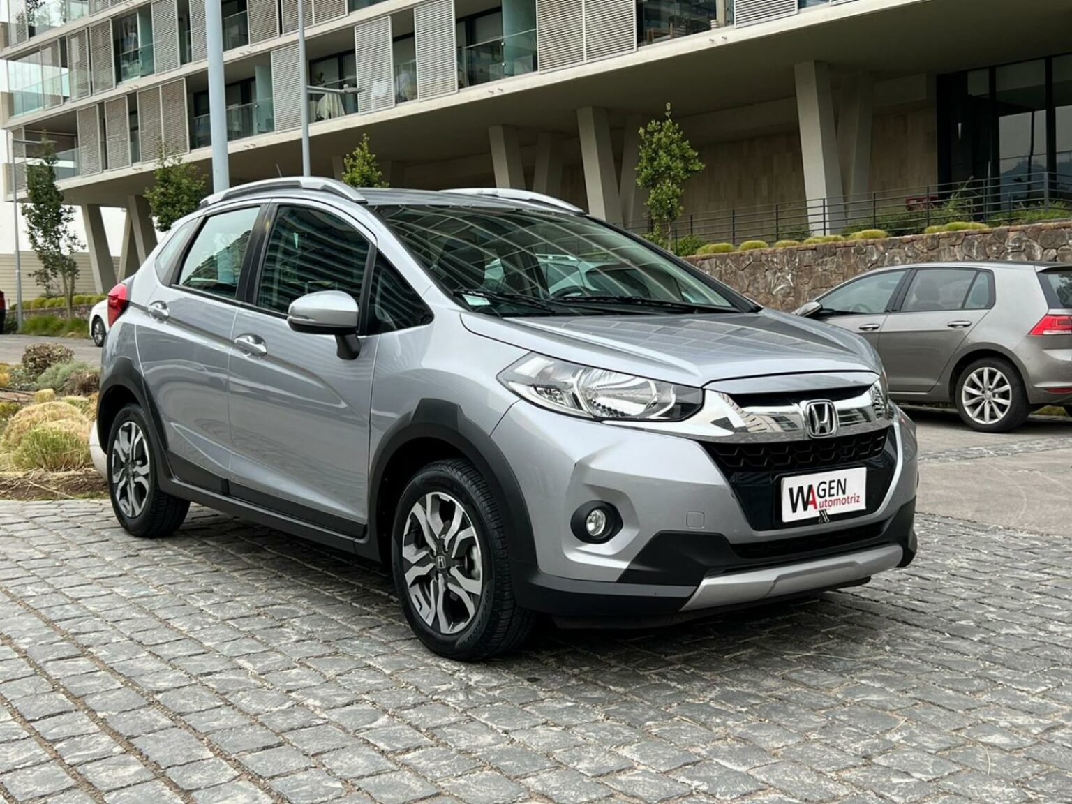2021 Honda WRV EX 1.5 AT único dueño - Wagen automotriz