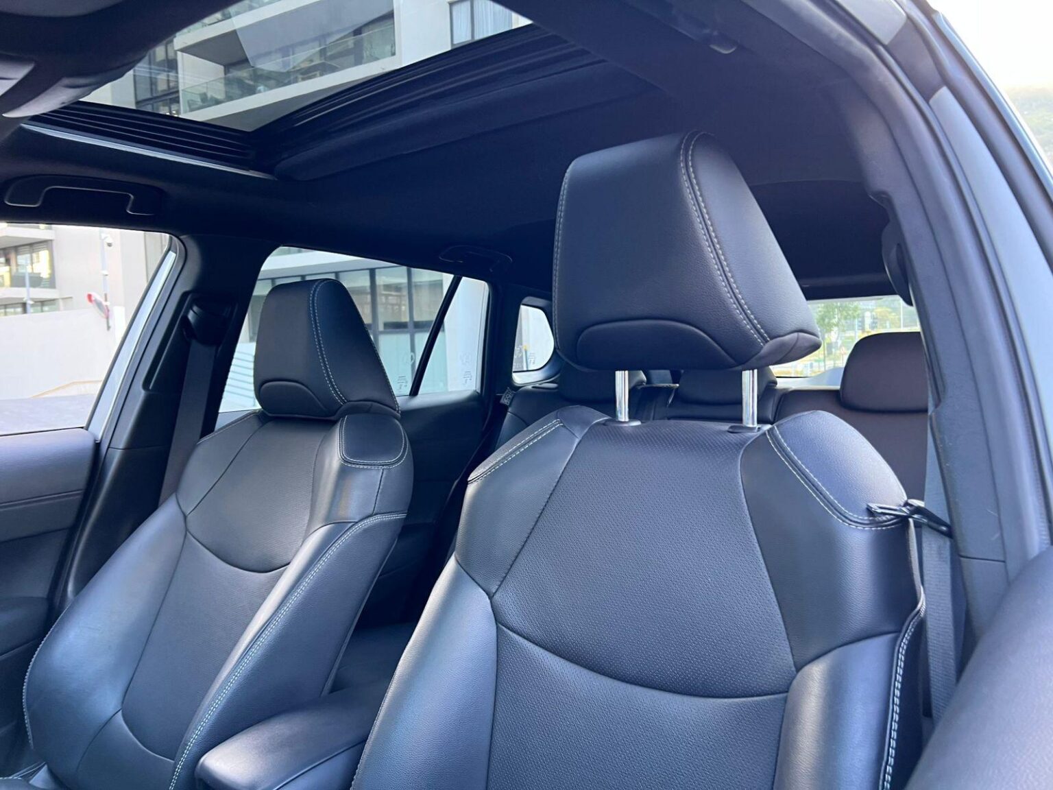 2024 TOYOTA COROLLA CROSS SEG 1.8 HÍBRIDO - Wagen automotriz